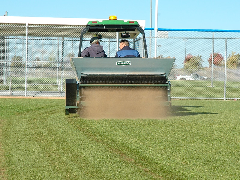 Sports Turf Drop-Style Topdressers - Turfco - Mete-R-Matic IV - Turfco